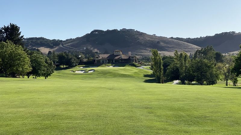 San Luis Obispo Country Club: How many steps? - rickyleepotts
